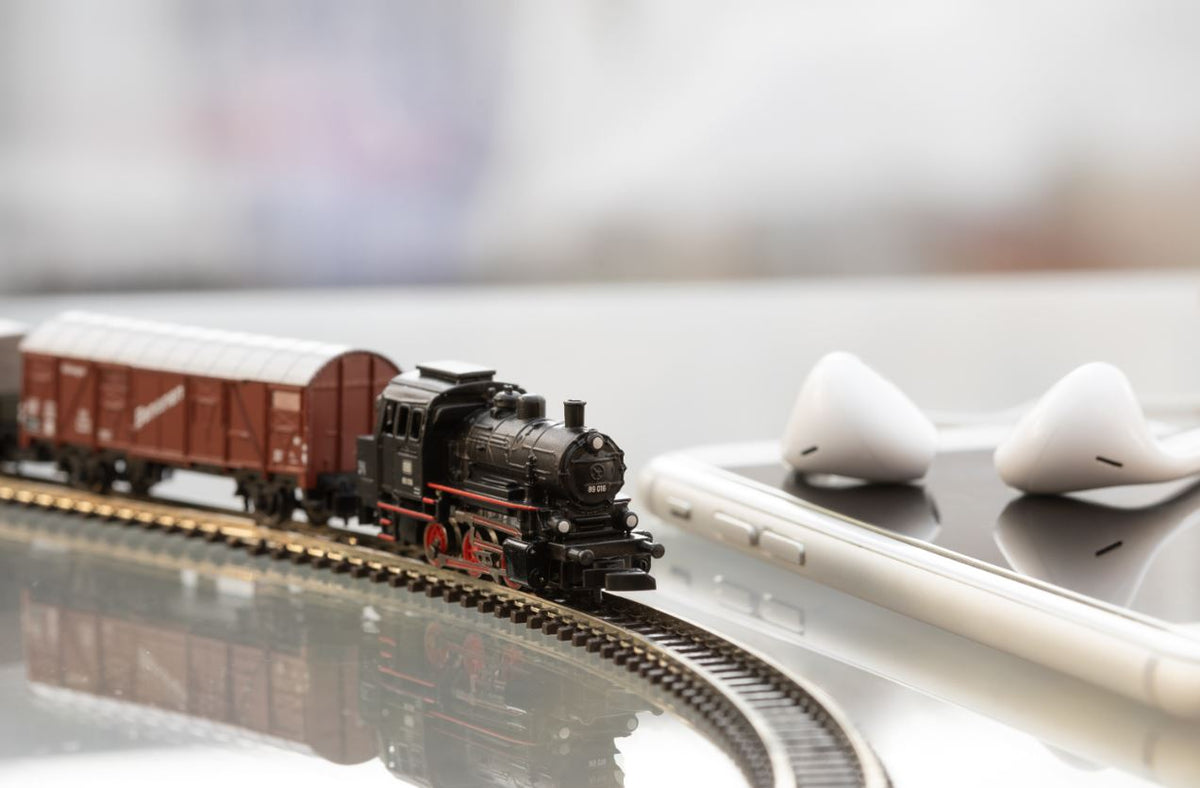 Marklin 081701 Z Startset Freight Train, Ep III DB – AnnieKits
